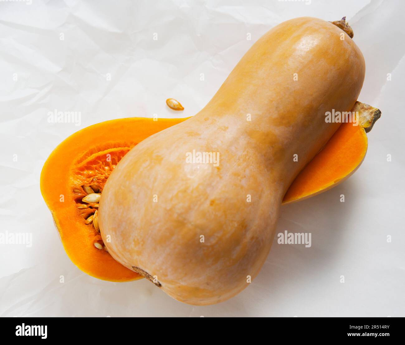 Fresh butternut squash, halved Stock Photo - Alamy
