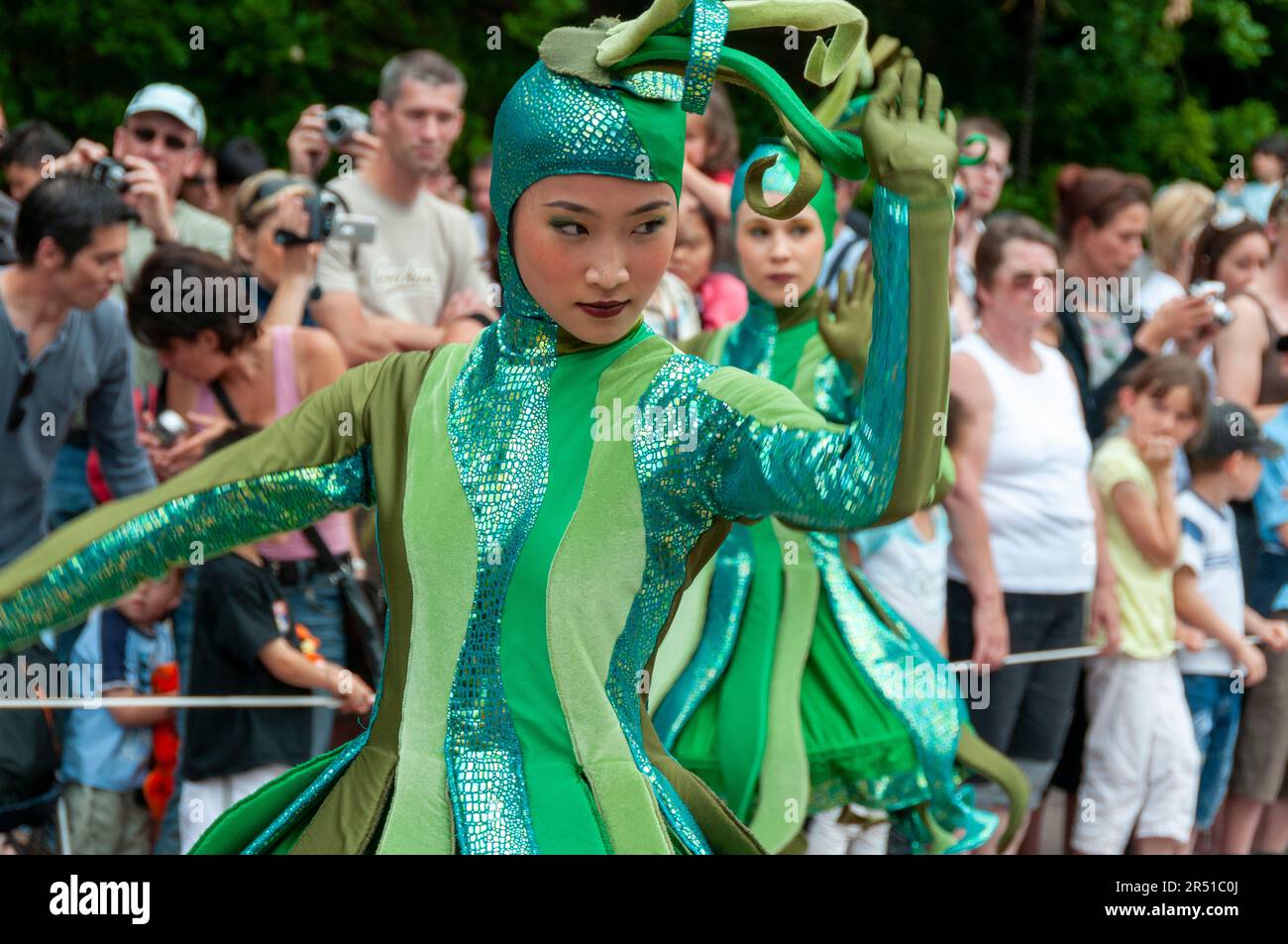 Disney employee character hi-res stock photography and images - Alamy