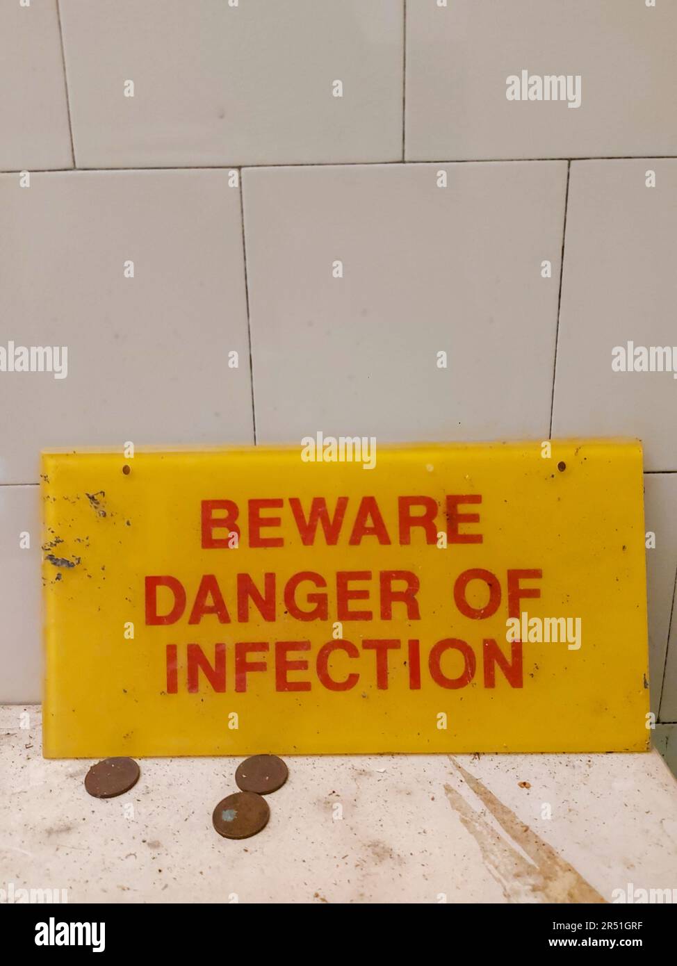 NORTHERN WALES, UK: CREEPY IMAGES of a Welsh abandoned Morgue that is ...