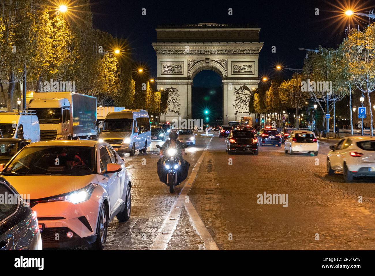 France french ile de france paris parisian street road traffic hi-res ...