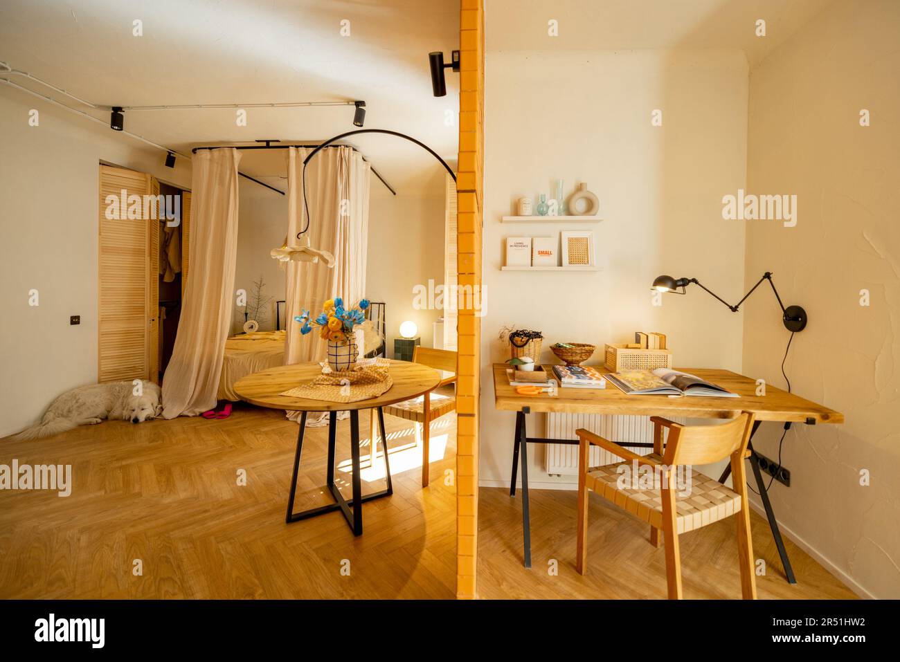 Contemporary office workspace hi-res stock photography and images - Alamy