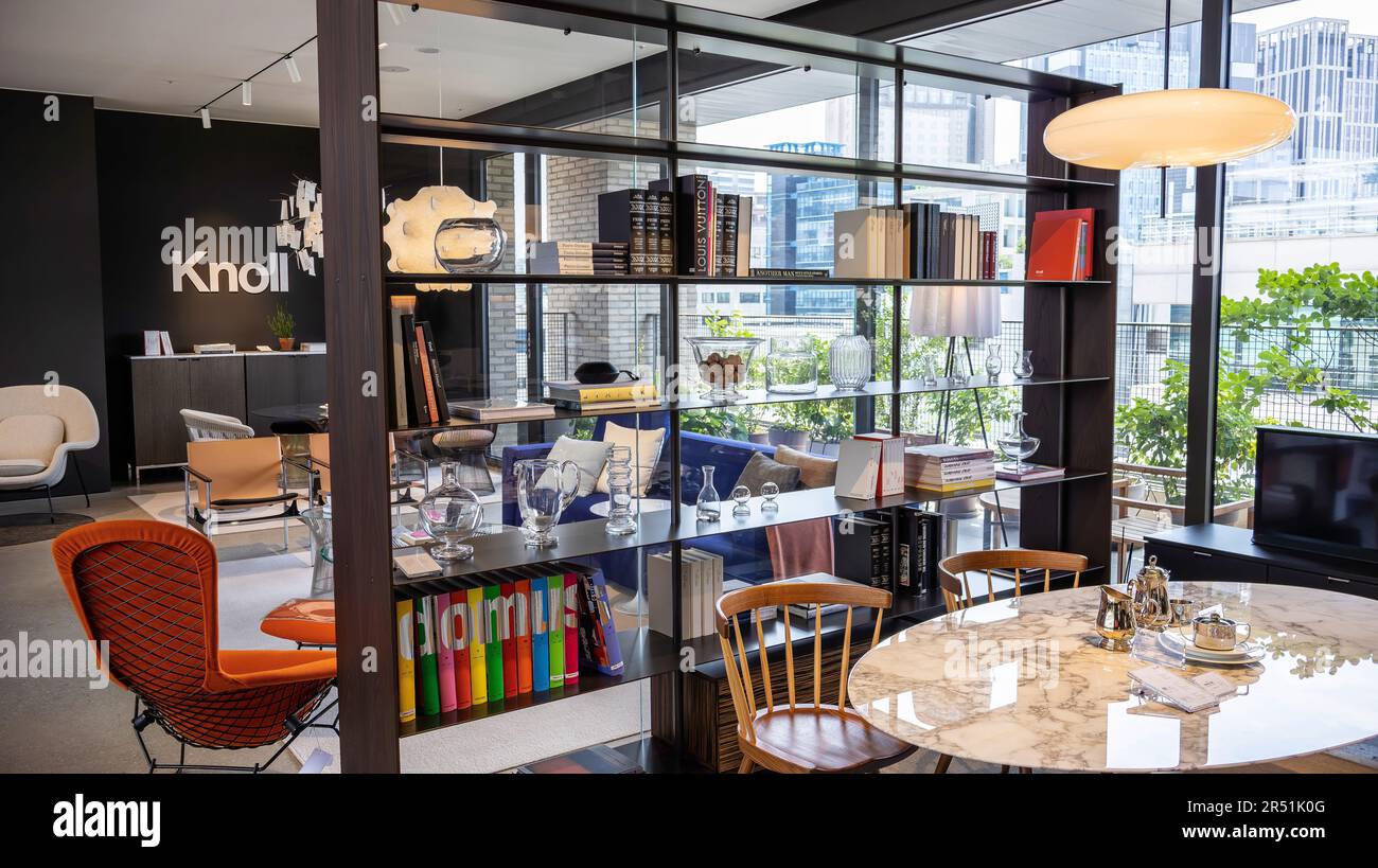 Creative seating solutions hi-res stock photography and images - Alamy