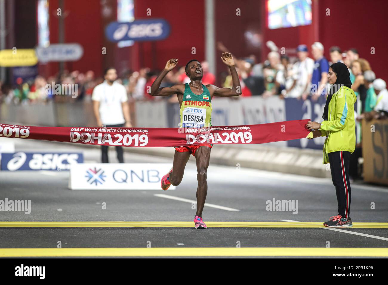 Lelisa DESISA winning in the Doha 2019 World Athletics Championships ...