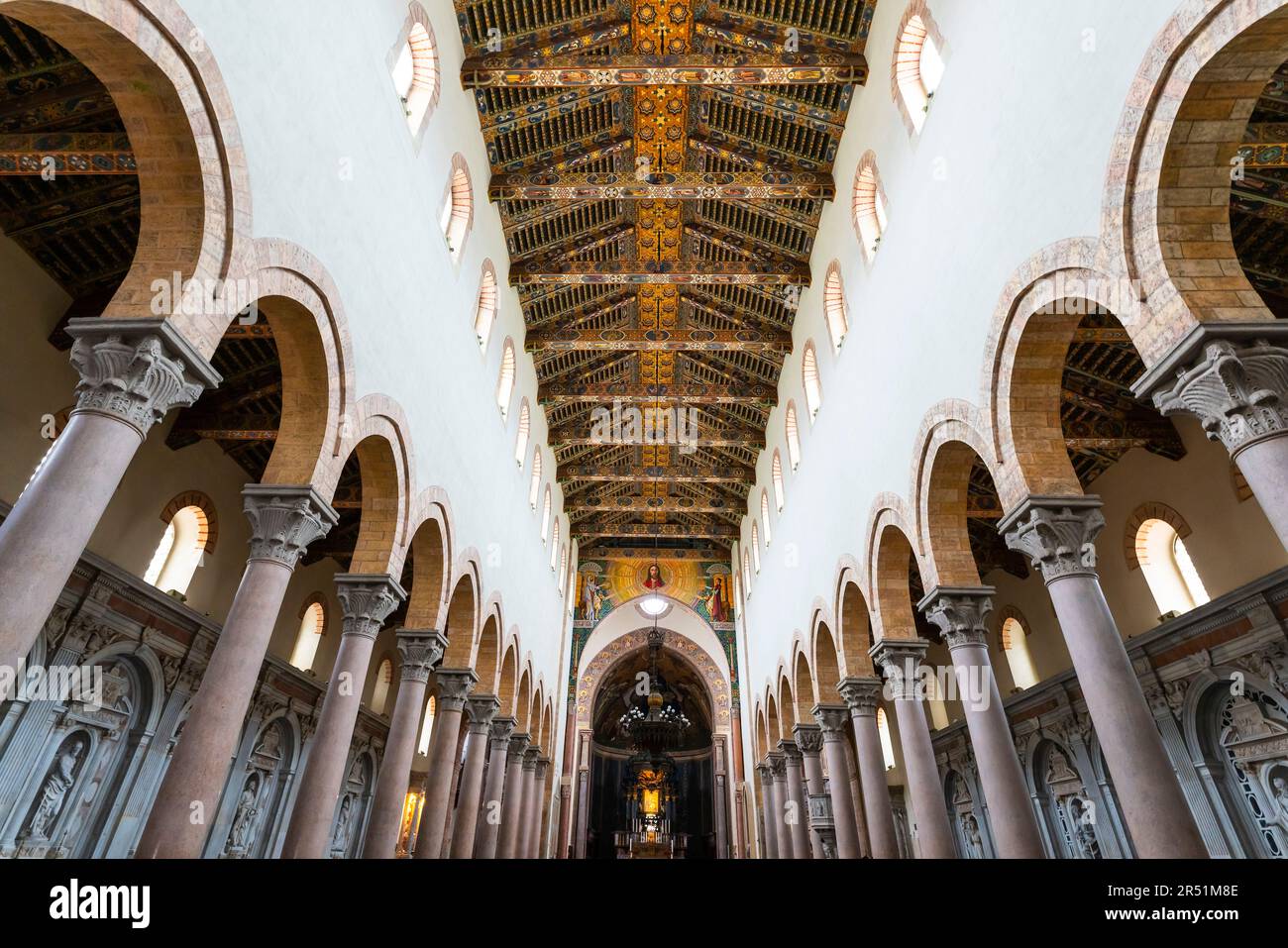 Interior of Duomo di Messina or Messina Cathedral of Santa Maria ...