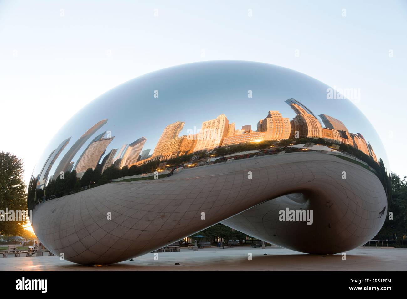 USA, Illinois, Chicago, the "Bean", aka Cloud Gate, by Anish Kapoor at ...