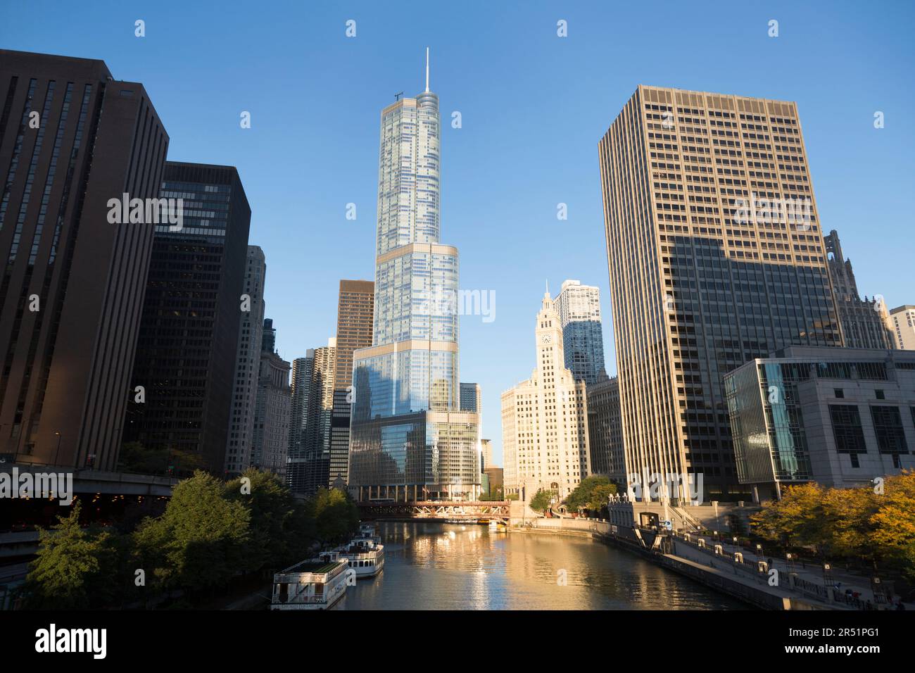 Trump tower skyline hi-res stock photography and images - Alamy