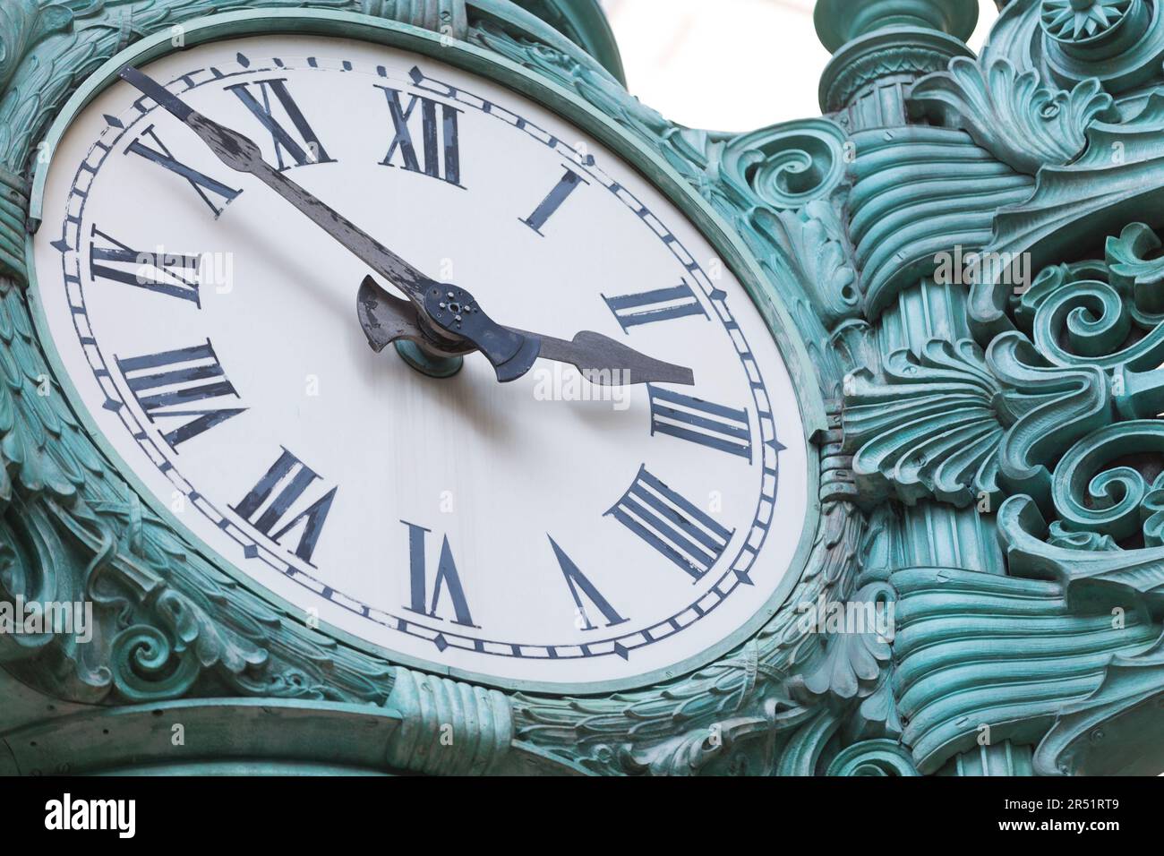 USA, Illinois, Chicago, Macy's clock face Stock Photo - Alamy
