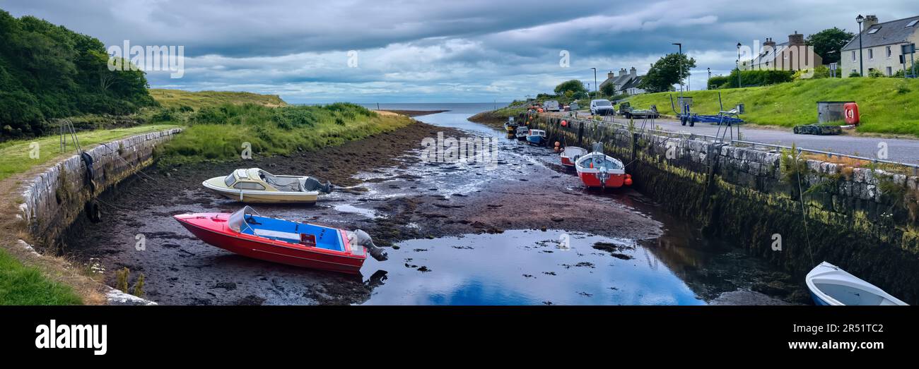 Brora harbour in the Highlands at low tide Stock Photo - Alamy