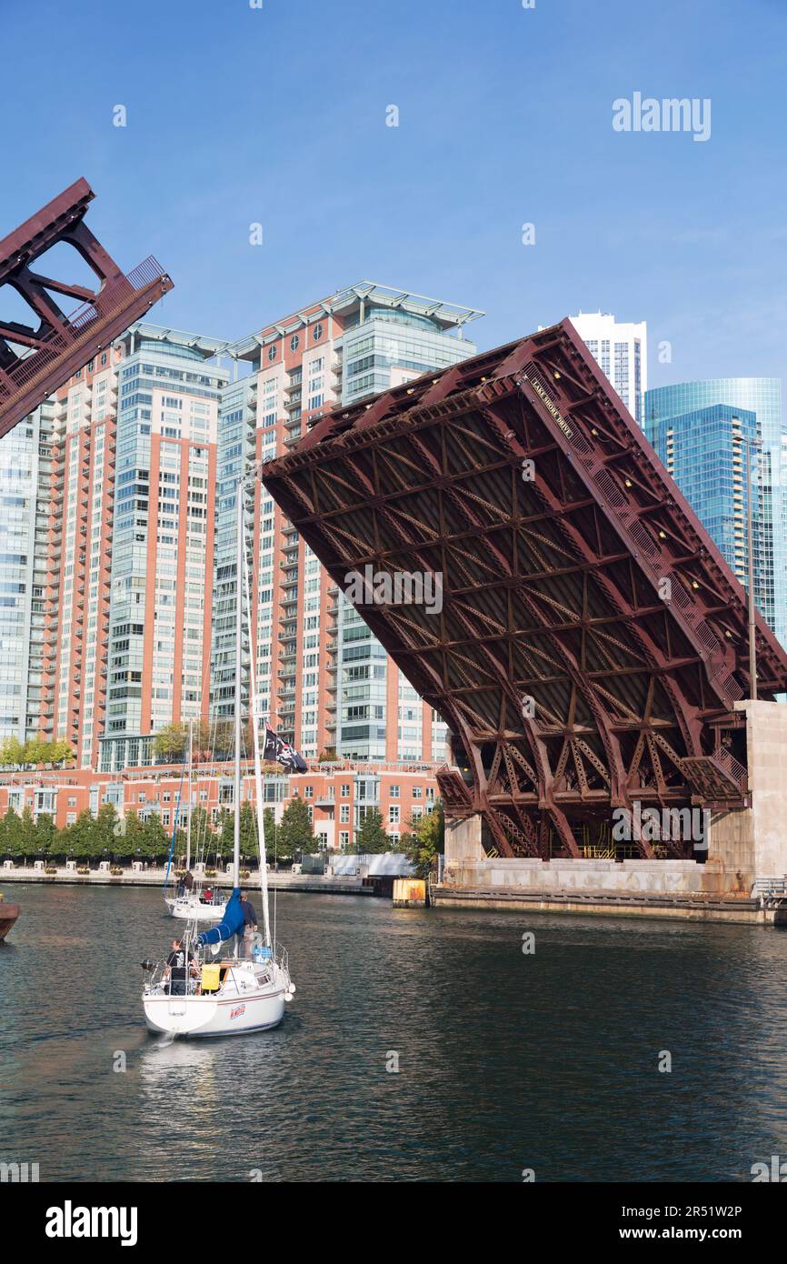 USA, Illinois, Chicago, Lake Shore Drive bridge Stock Photo - Alamy