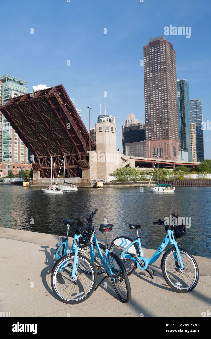 USA, Illinois, Chicago, Lake Shore Drive bridge Stock Photo - Alamy