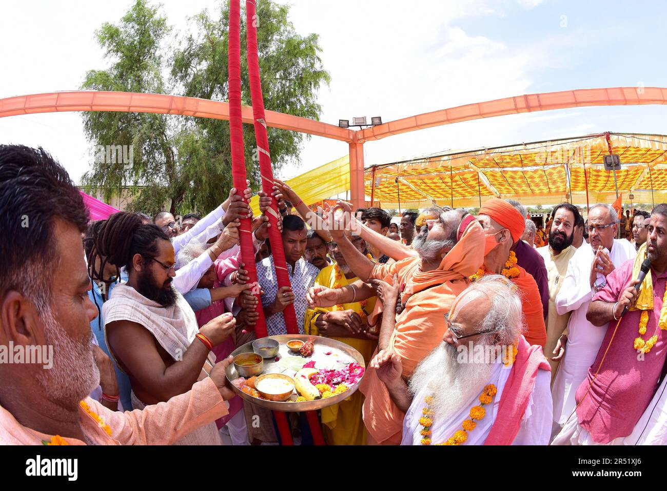 Bikaner, Rajasthan, India. 29th May, 2023. Shri Akhil Bhartiya Mahamandaleshwar, Shri Sarju Das ...