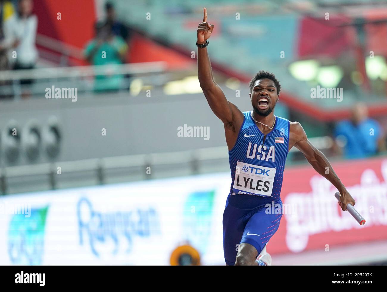 Noah LYLES winning the 4x100m relay at the 2019 World Athletics ...