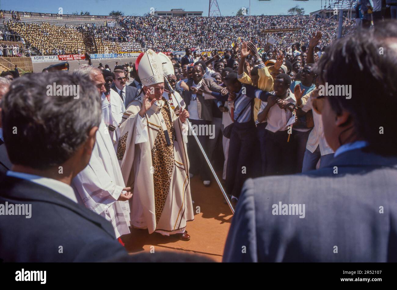 Mozambique war civil hi-res stock photography and images - Alamy