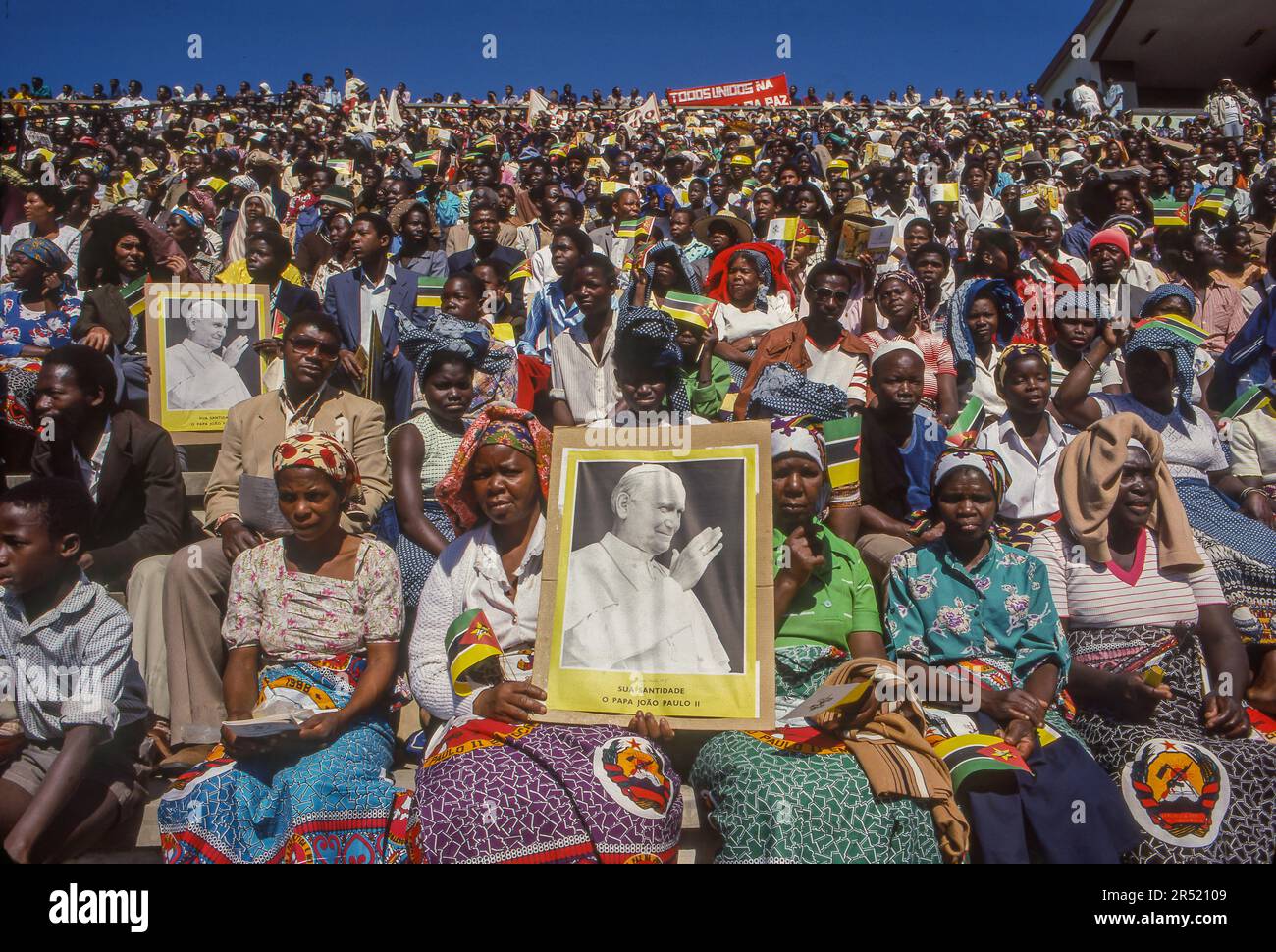 Mozambique war civil hi-res stock photography and images - Alamy