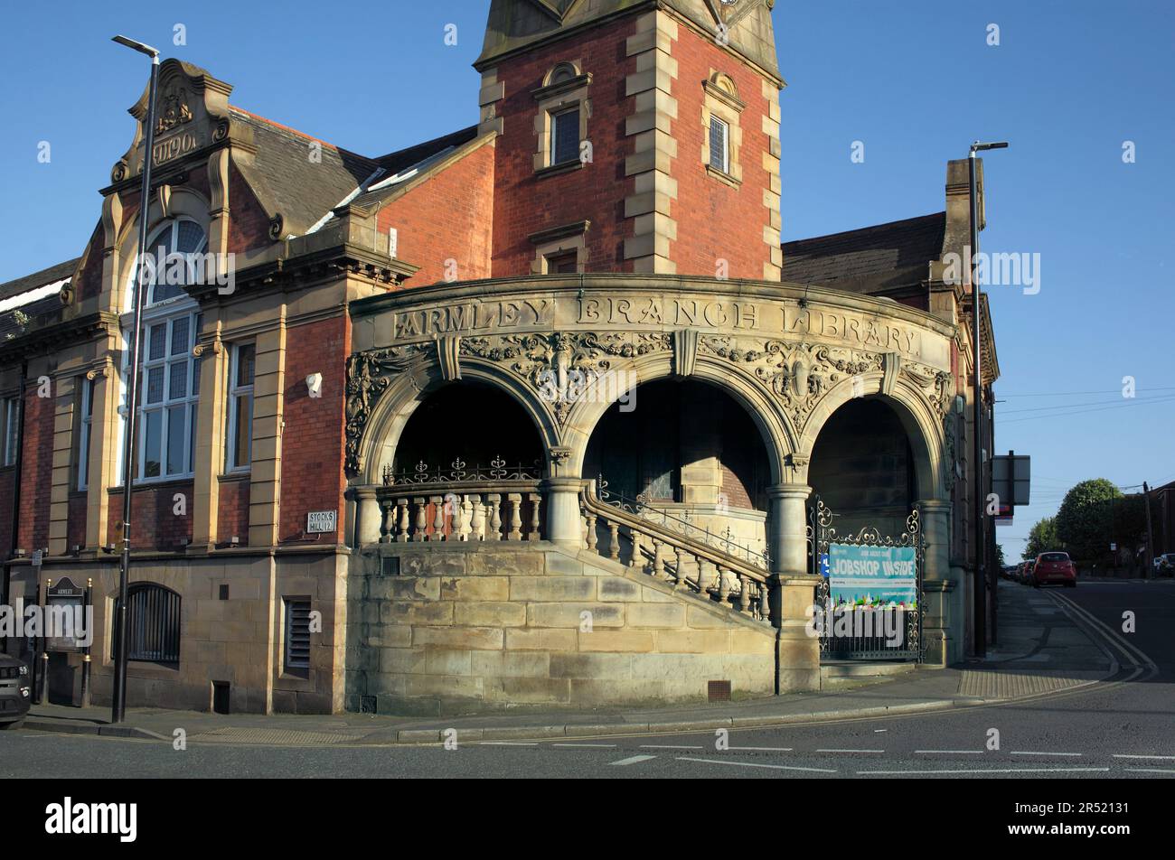 Leeds library hi-res stock photography and images - Alamy