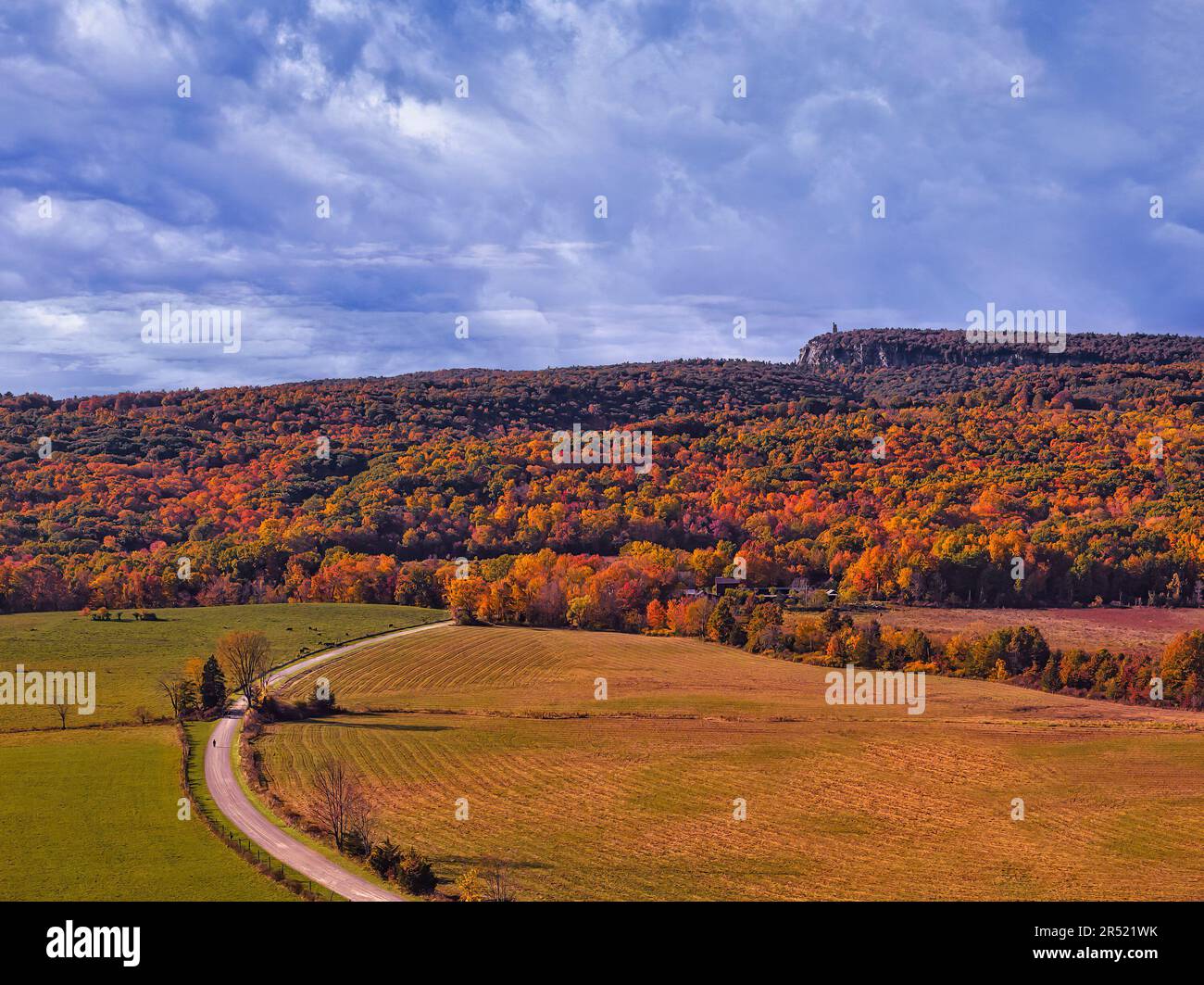 Mohonk House The Gunks NY - A view from the east during the fall ...