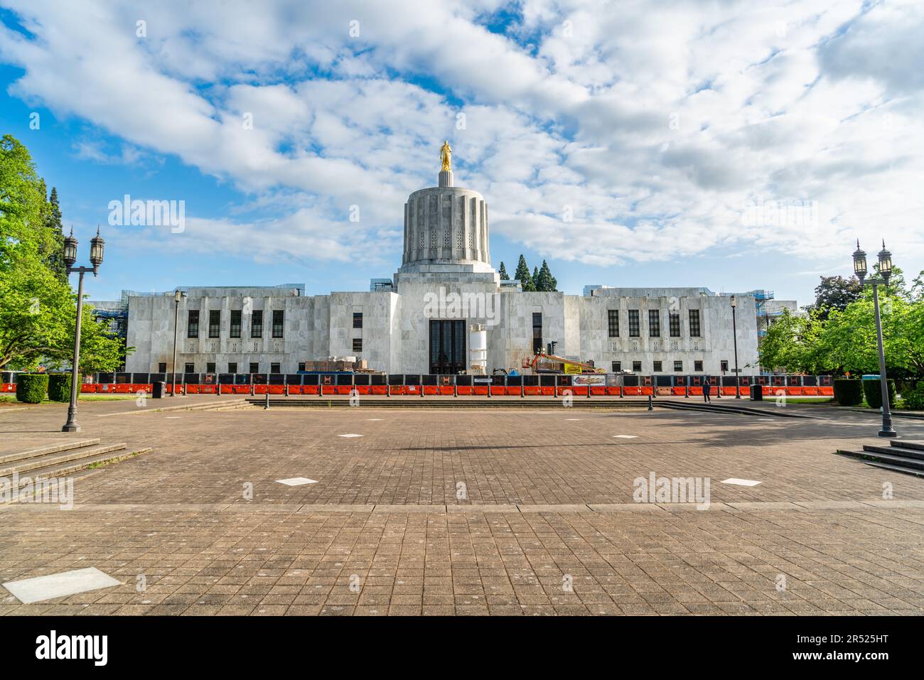 Capitol building under construction hi-res stock photography and images ...
