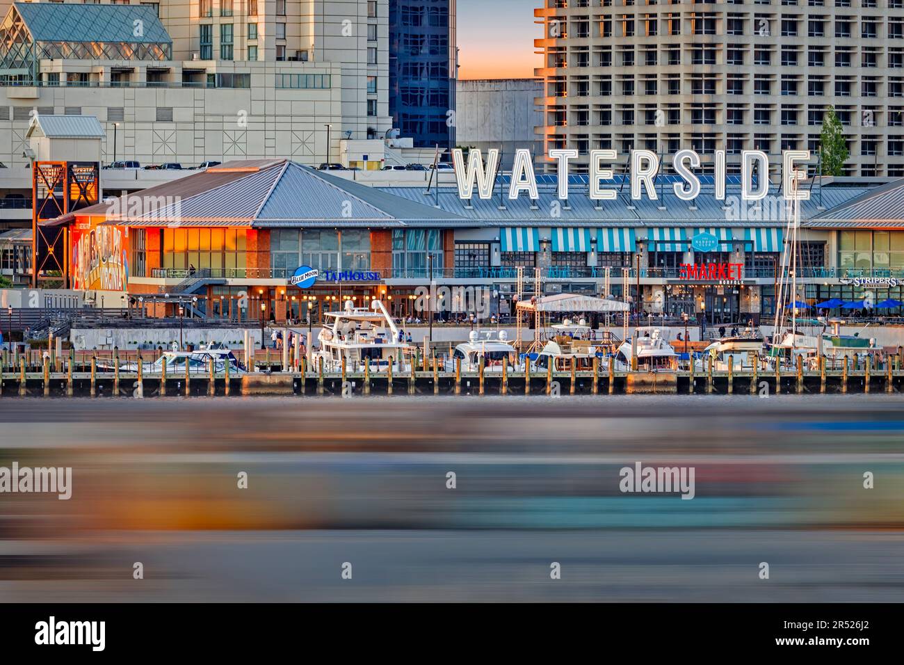 Norfolk virginia skyline hi-res stock photography and images - Alamy