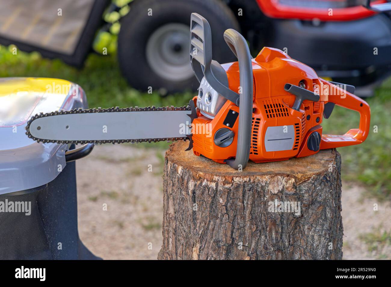 Petrol powered equipment hi-res stock photography and images - Alamy