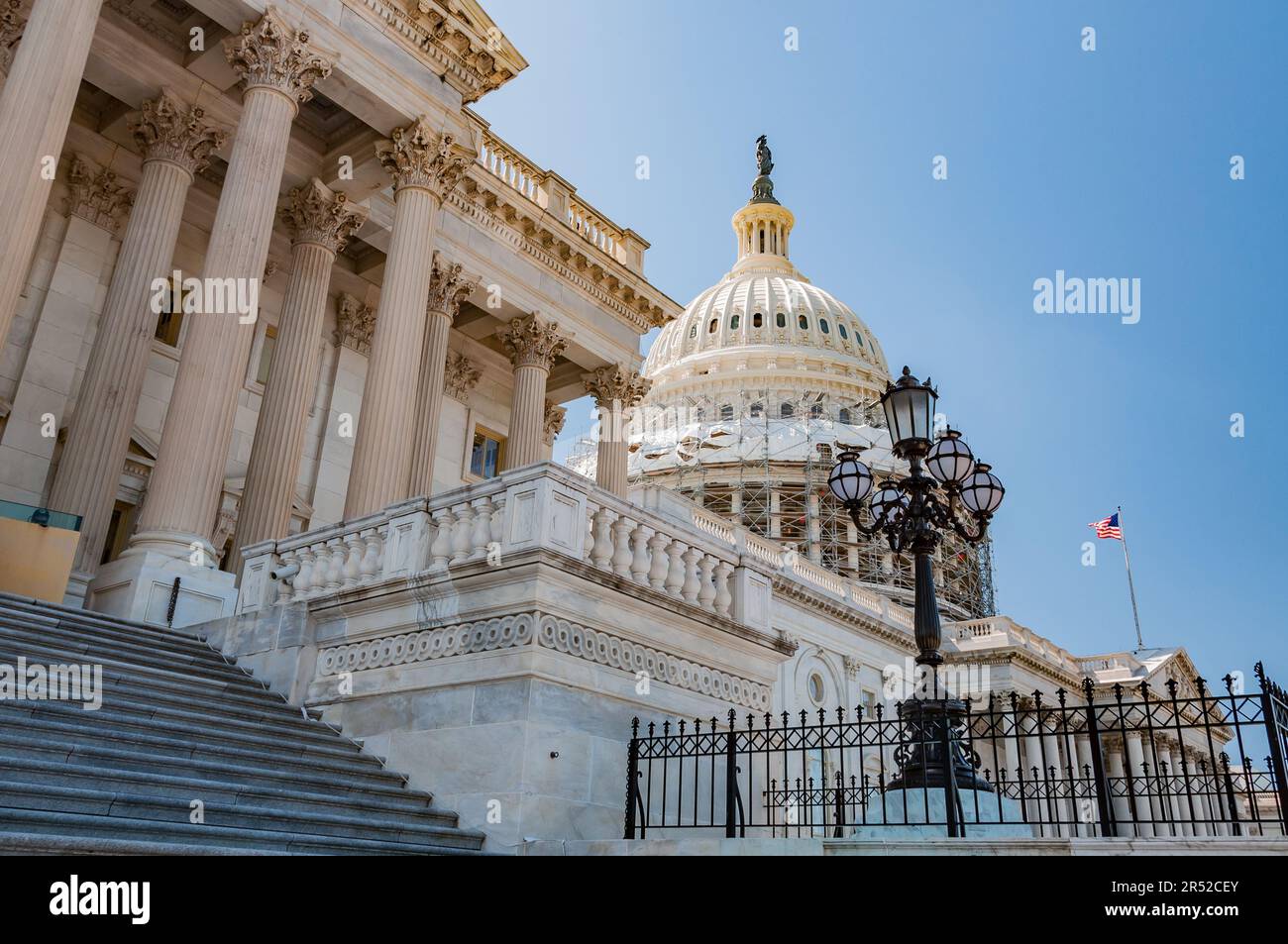 Capitol building dc balcony hi-res stock photography and images - Alamy