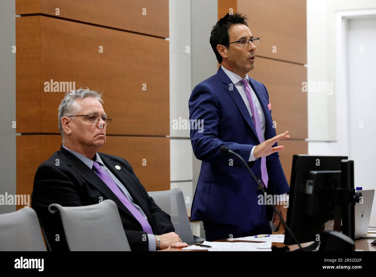 Defense attorney Mark Eiglarsh questions a potential juror as his ...