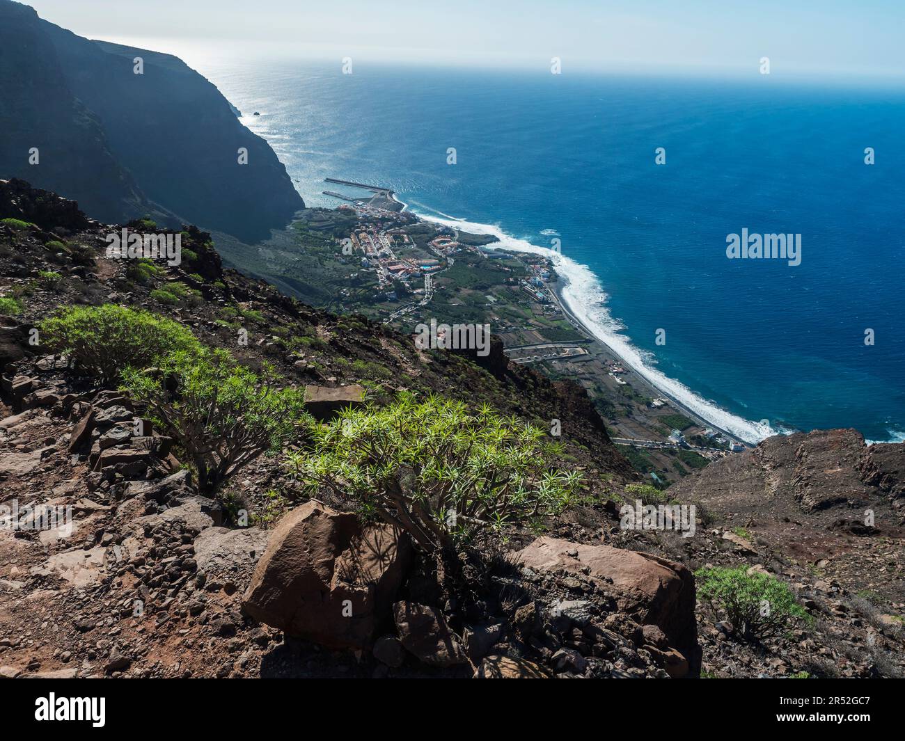 Aerial view of village resort Vueltas with port, Seen from top of La ...