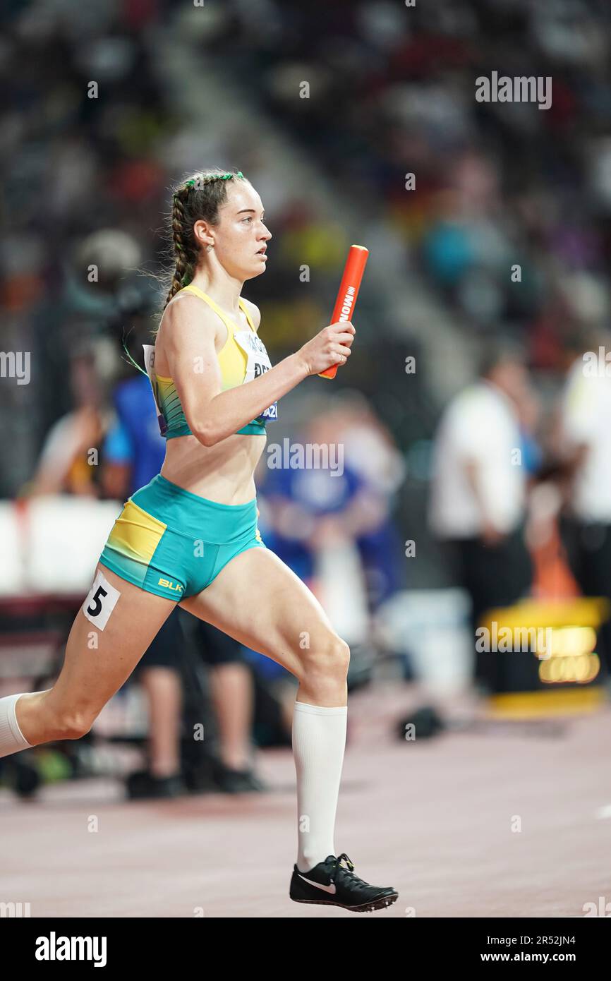 Rebecca BENNETT running the 4x400m relay at the 2019 World Athletics Championships in Doha Stock ...