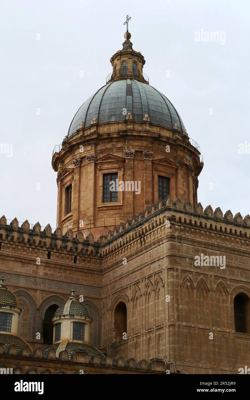Dome of Palermo Cathedral Stock Photo - Alamy