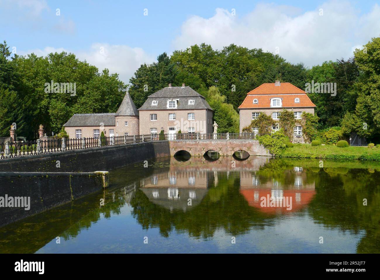 Anholt moated castle Stock Photo - Alamy