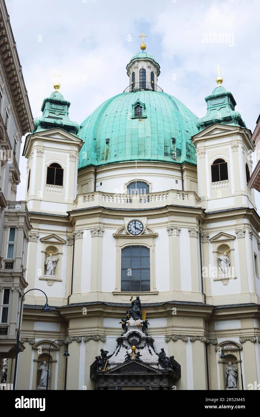 Chapel in vienna hi-res stock photography and images - Alamy