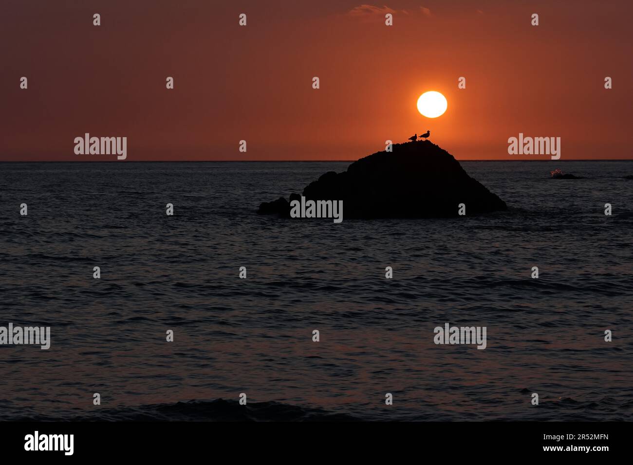 North Devon sunset at Morthoe, Woolacombe Stock Photo - Alamy