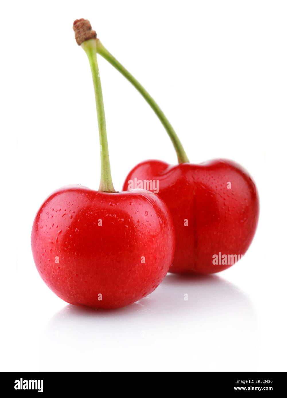 Two wet cherry berries hi-res stock photography and images - Alamy