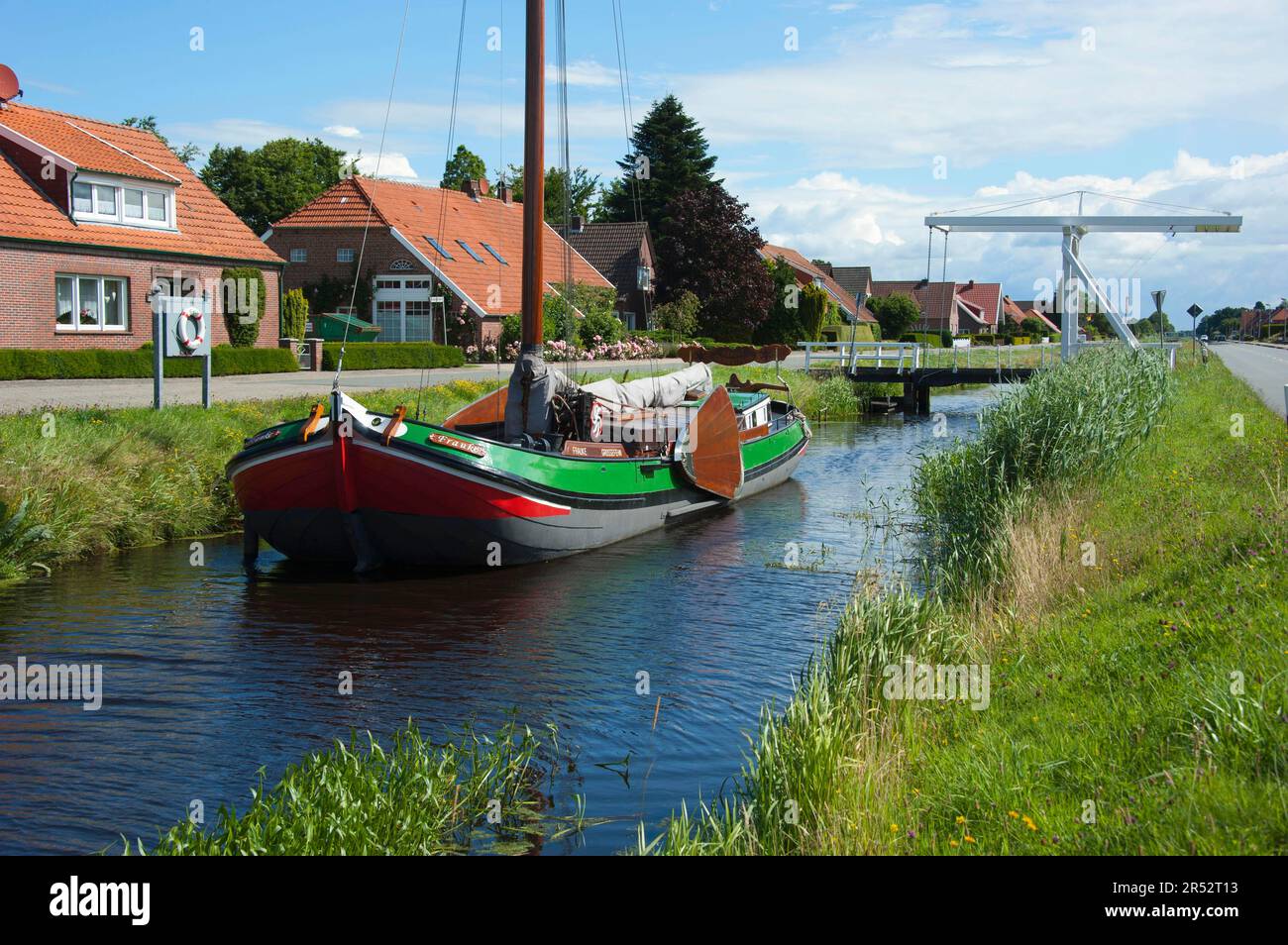 Ship Frauke, Ostgrossefehn, Lower Saxony, Germany, Grossefehn ...