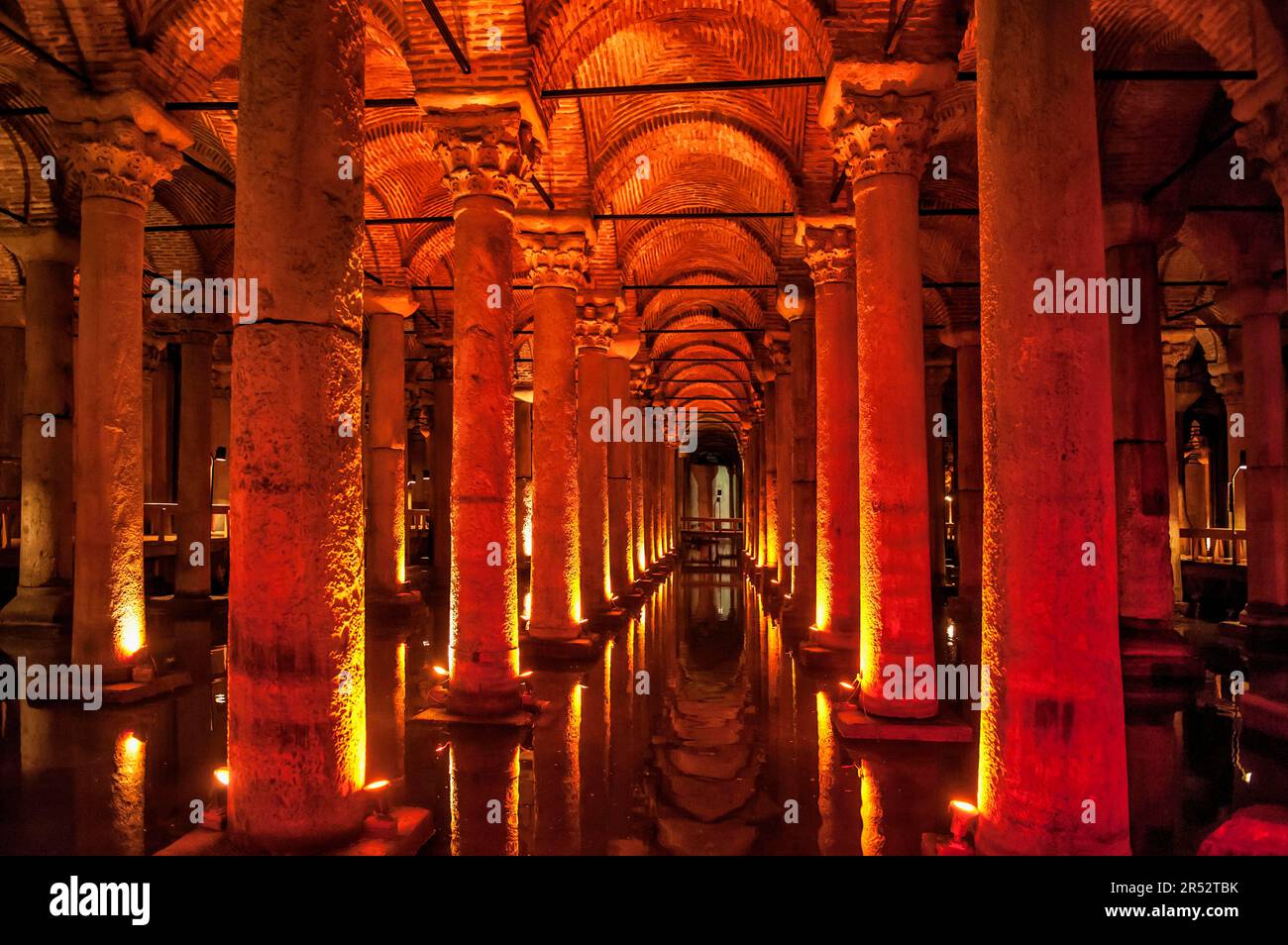Underground Cistern, Basilica, Istanbul, Turkey, Sunken Palace Stock ...