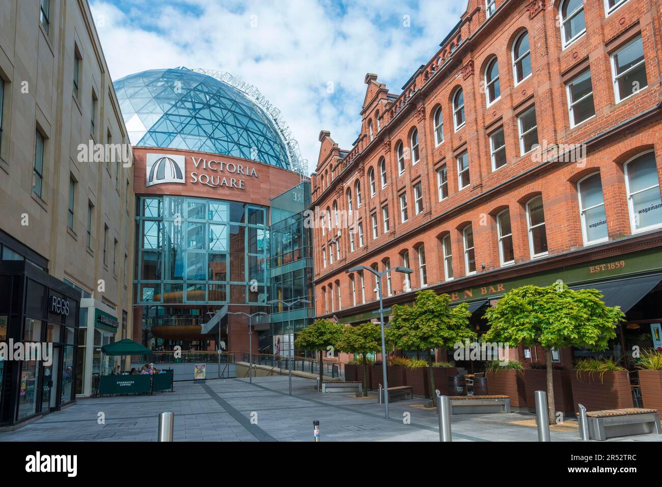 Victoria square shopping mall belfast hi-res stock photography and ...