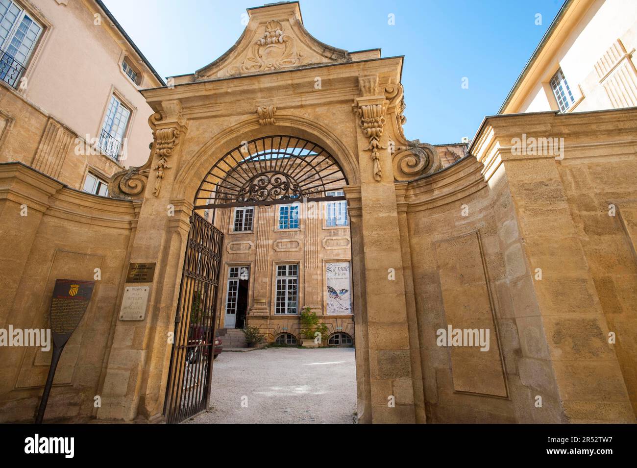 Musee d'Histoire Natuelle, Natural History Museum, Aix en Provence ...