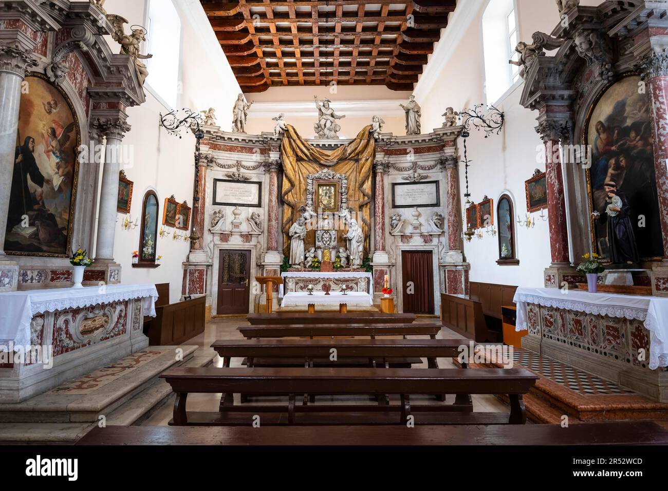 Serbian Orthodox Church, St. Clare, 14th century, Unesco World Heritage ...