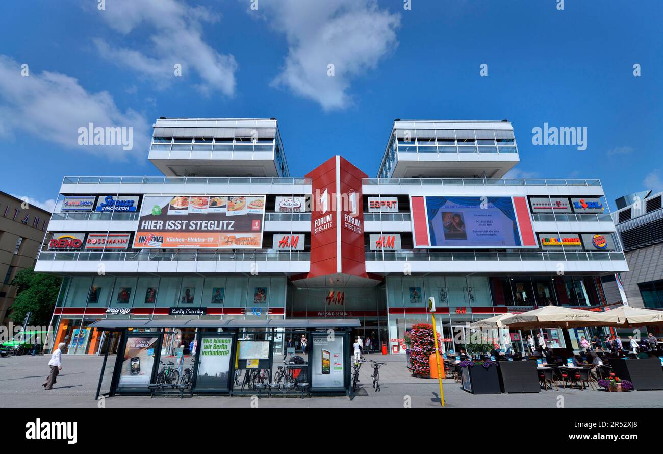 Shopping mall forum steglitz hi-res stock photography and images - Alamy