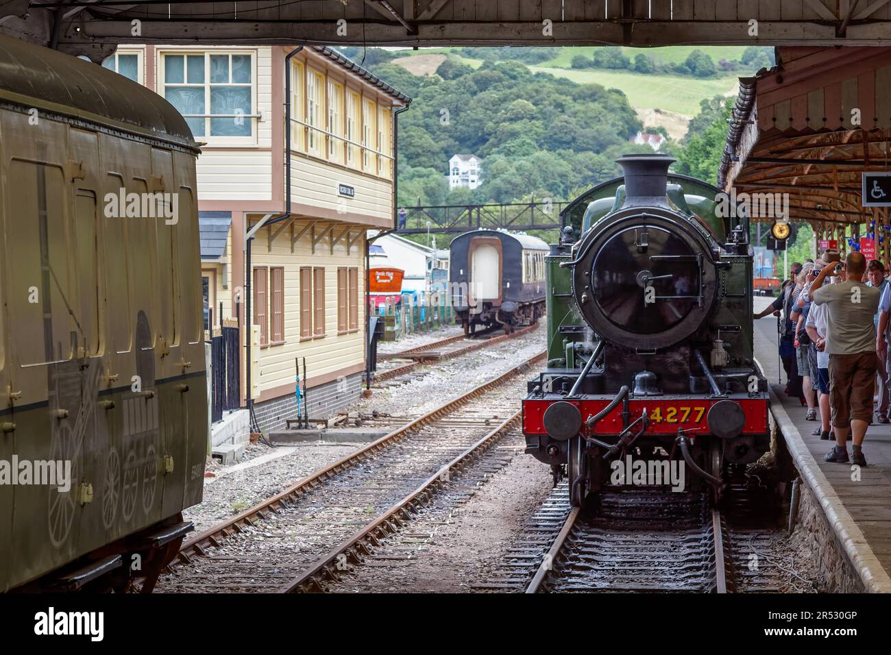 KINGSWEAR, DEVON, UK - JULY 28 : 4277 BR Steam Locomotive GWR 4200 ...
