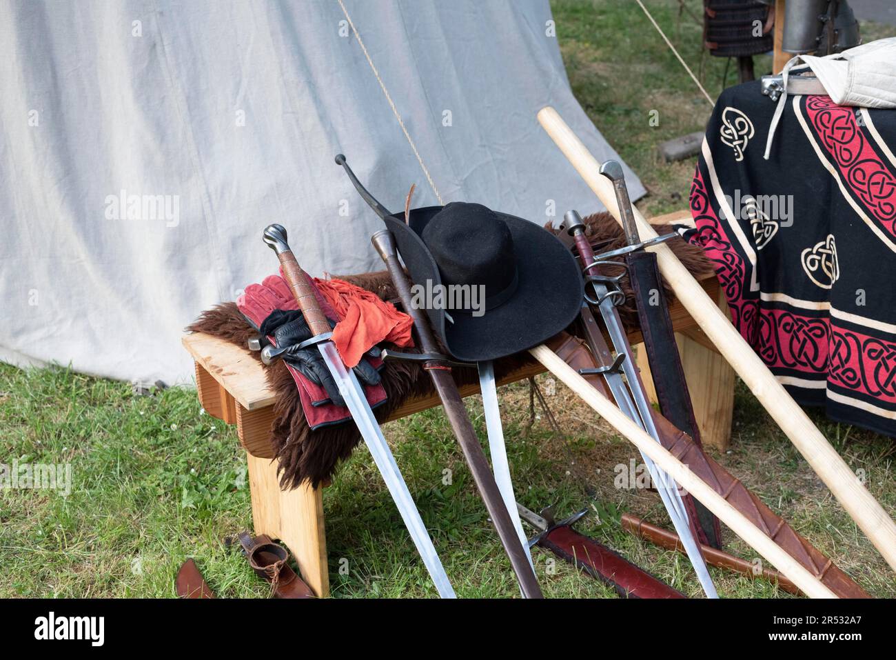 Medieval cutting and stabbing weapons, medieval festival Spectaculum ...