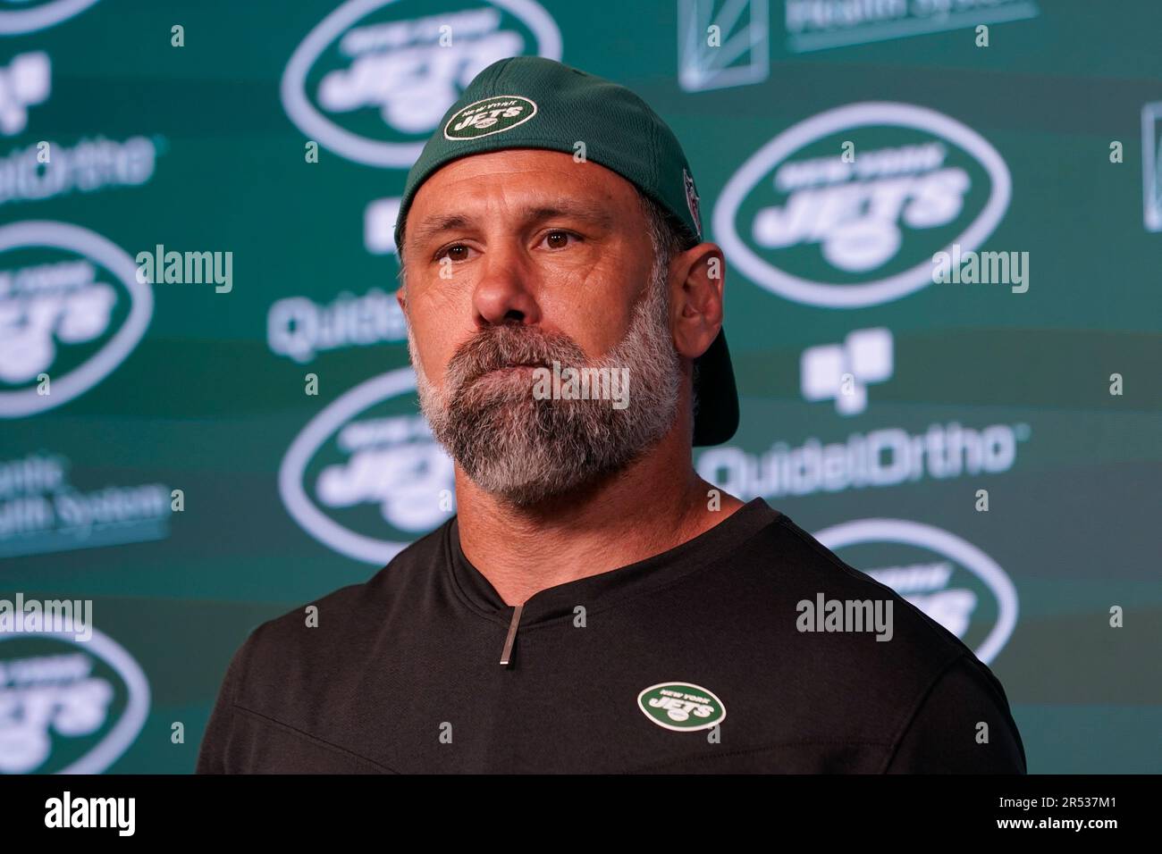 New York Jets defensive coordinator Jeff Ulbrich talks to reporters at ...