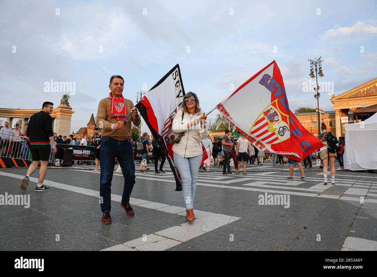 Puskas arena hi-res stock photography and images - Alamy