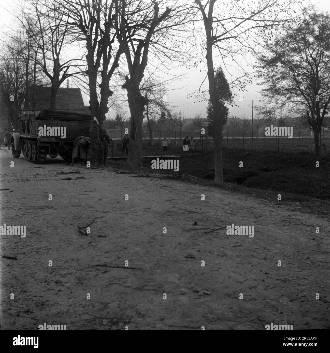 Wehrmacht luftwaffe anti aircraft gun hi-res stock photography and ...