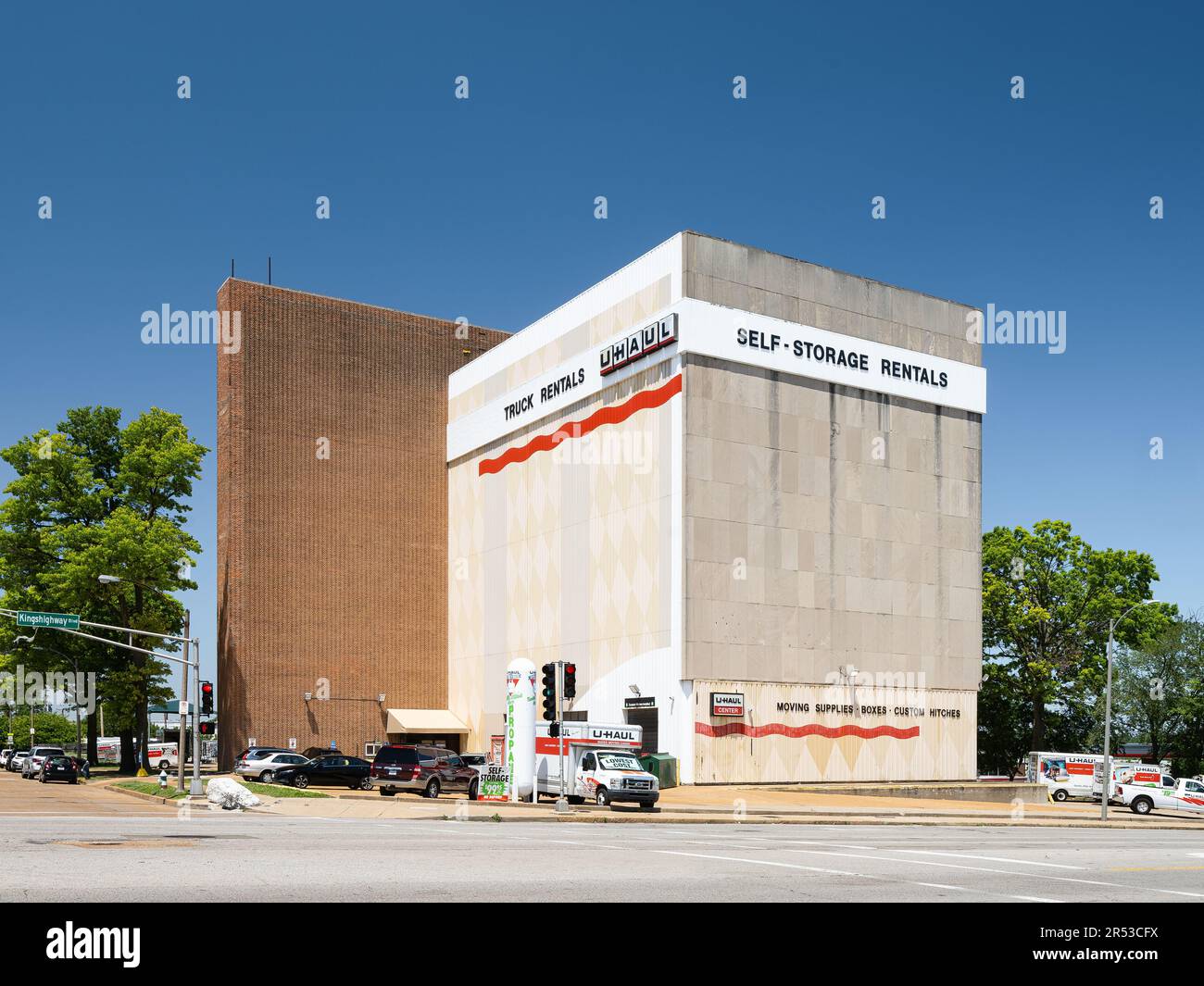 Magic Chef building designed by Harris Armstrong Stock Photo - Alamy