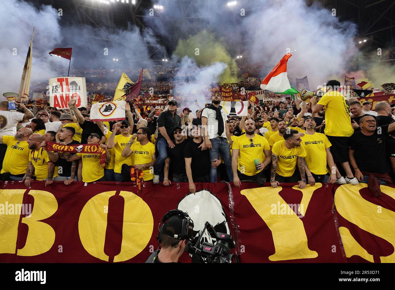 Puskas arena stadium hi-res stock photography and images - Alamy