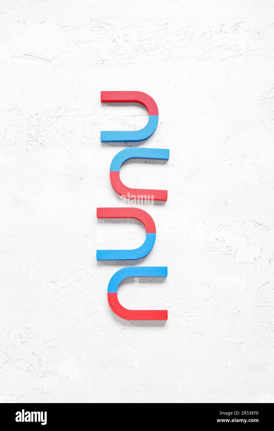 Magnets shape different hi-res stock photography and images - Alamy