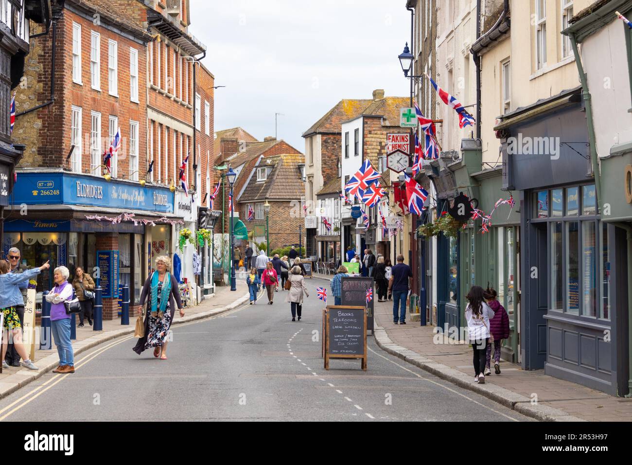Hythe high street, kent, uk Stock Photo - Alamy