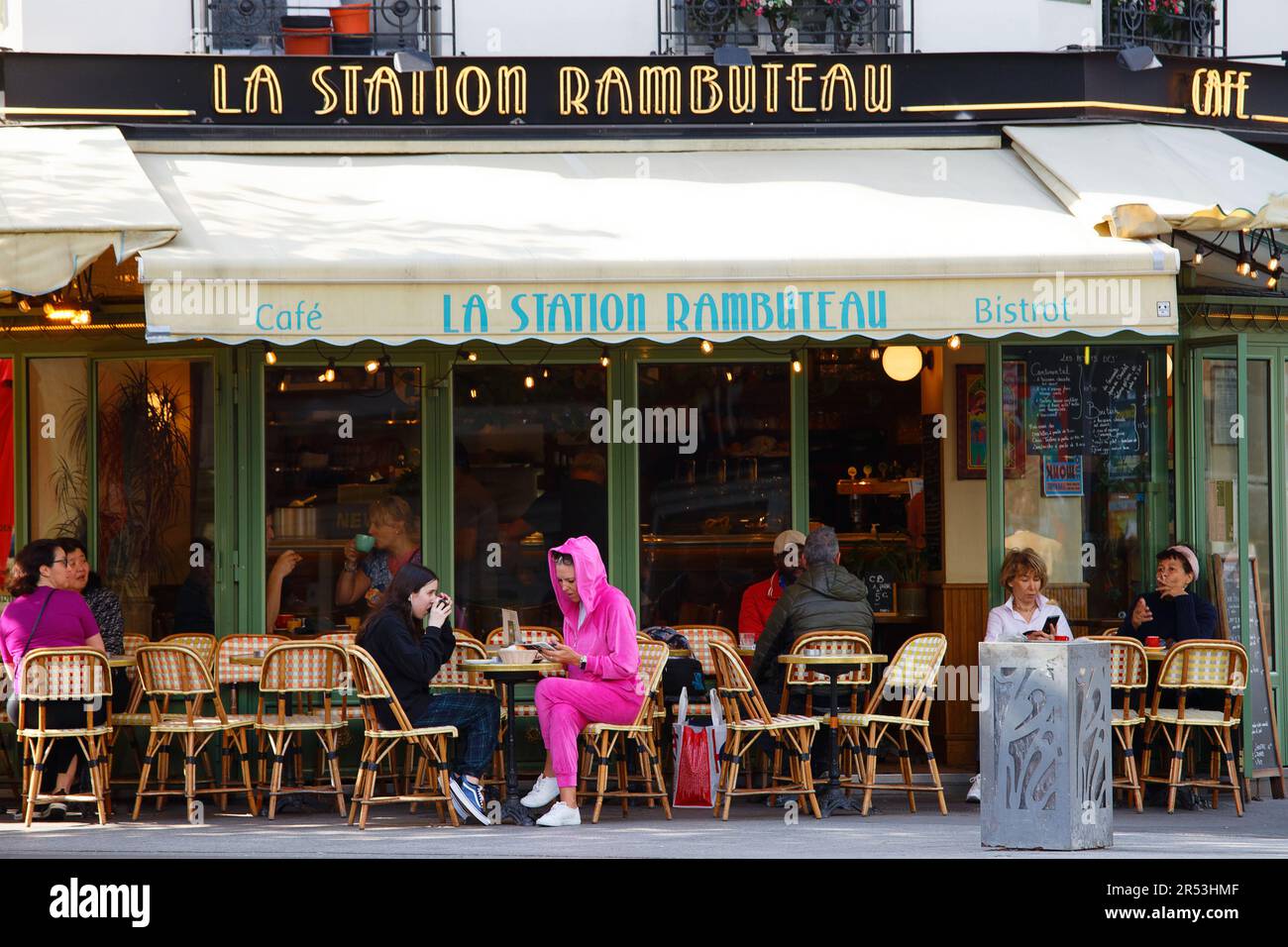 La Station Rambuteau is traditional French cafe located near the ...