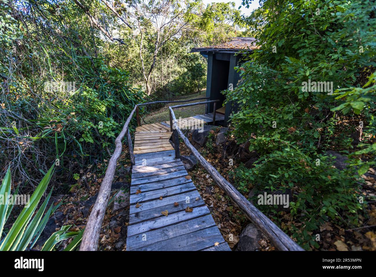 Timber parapet hi-res stock photography and images - Alamy