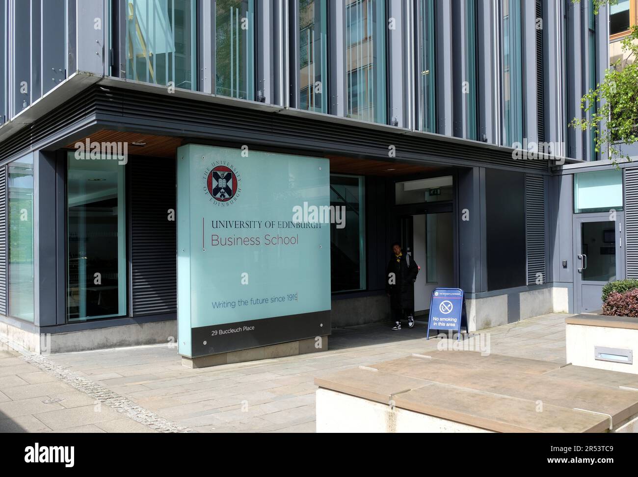 Edinburgh business school hi-res stock photography and images - Alamy